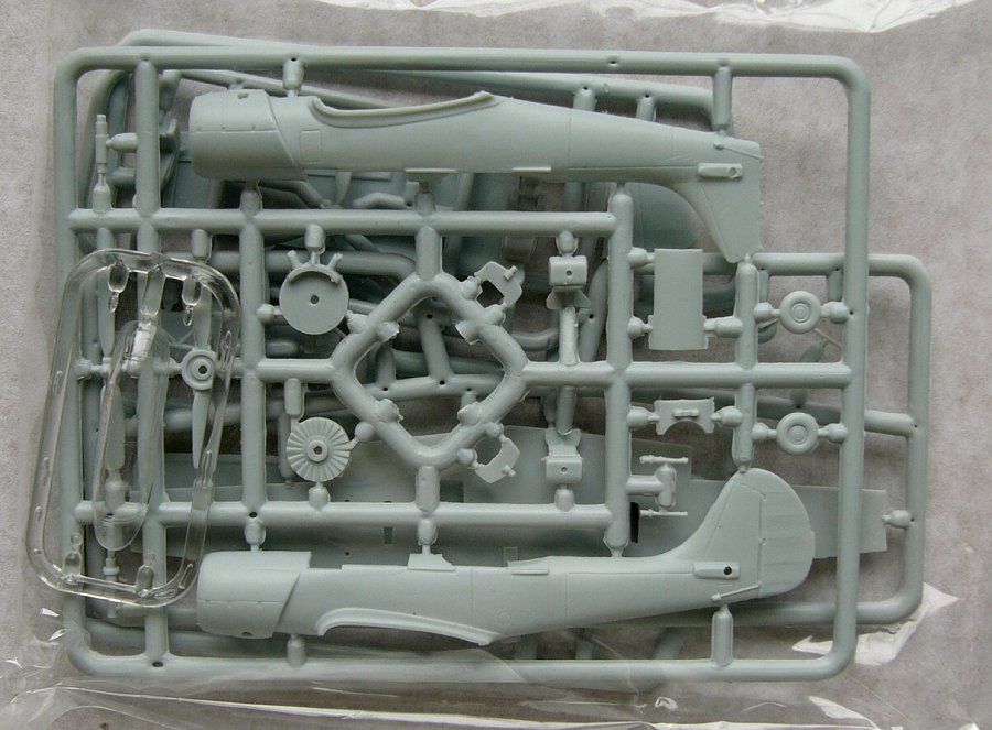 MODELIMEX Online Shop | 1/72 Yak-52M | your favourite model shop