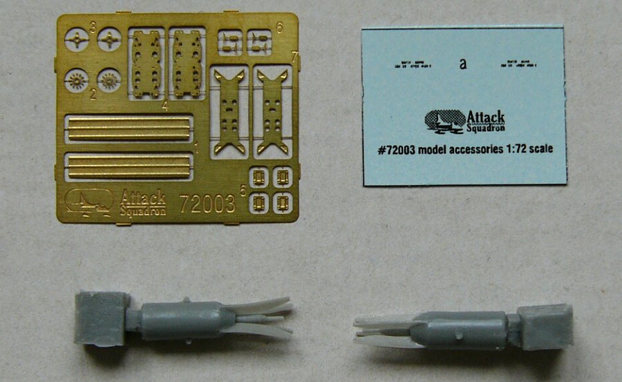 MODELIMEX Online Shop | 1/72 Depth Charge MK 54 with bomb rack | your ...