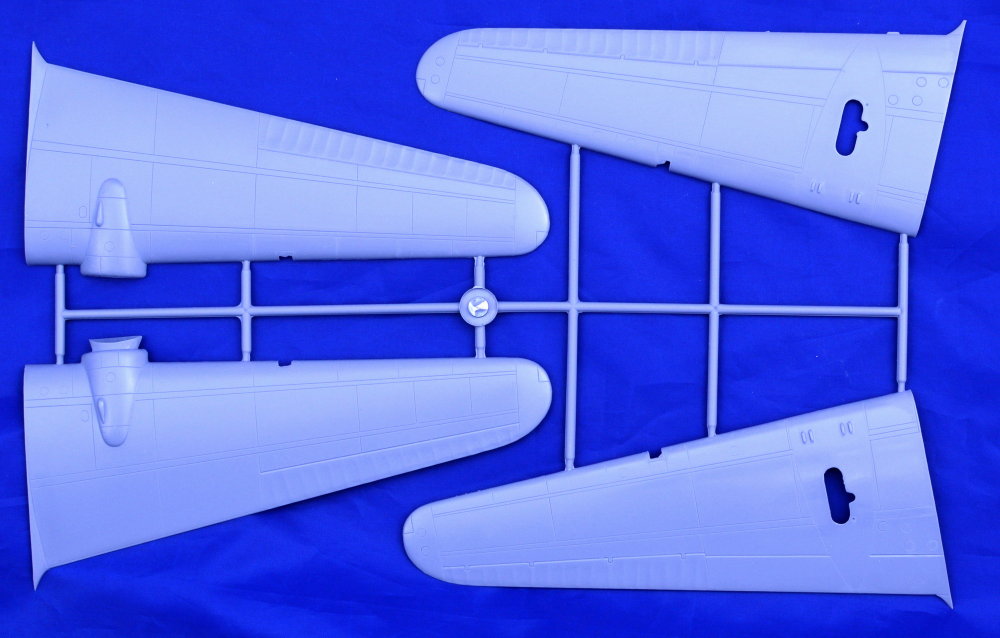 MODELIMEX Online Shop | 1/48 Ki-48-IIb Type 99 'Sokei' (Lily) (3x camo ...