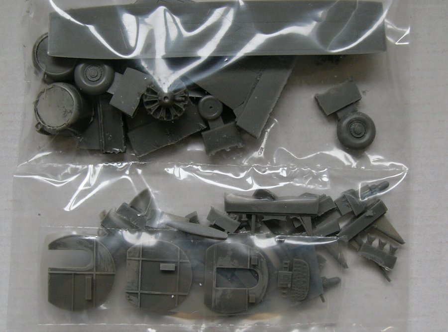 MODELIMEX Online Shop | 1/72 R3D-1/2 'US Navy/Marines Transport Plane ...