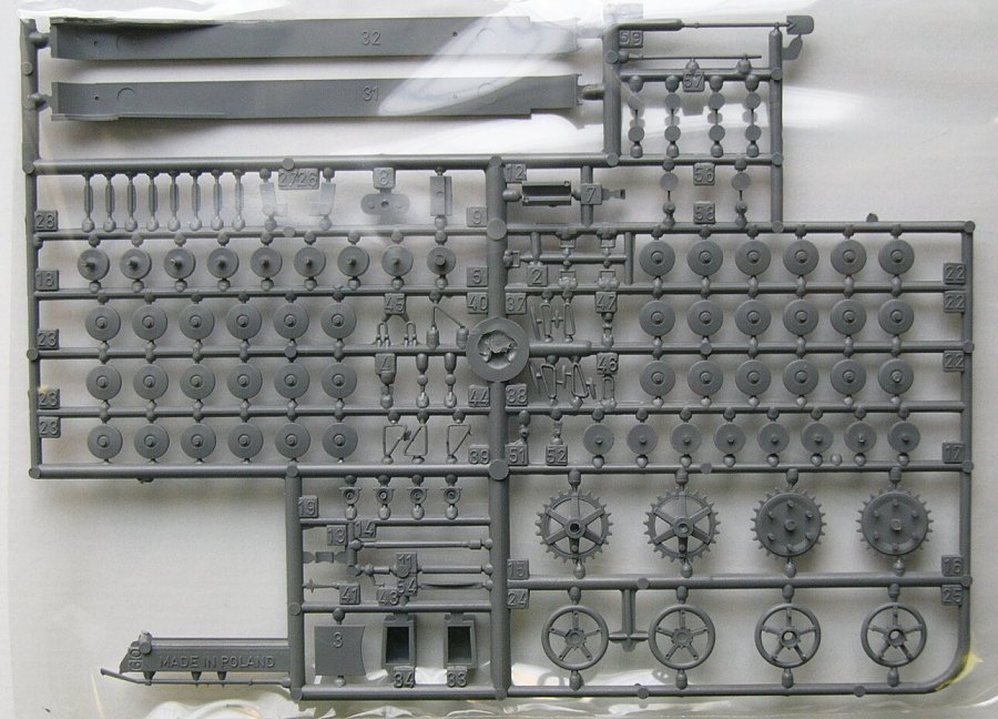 MODELIMEX Online Shop | 1/35 VICKERS-ARMSTRONG 6-ton Mk F/B Light Tank ...