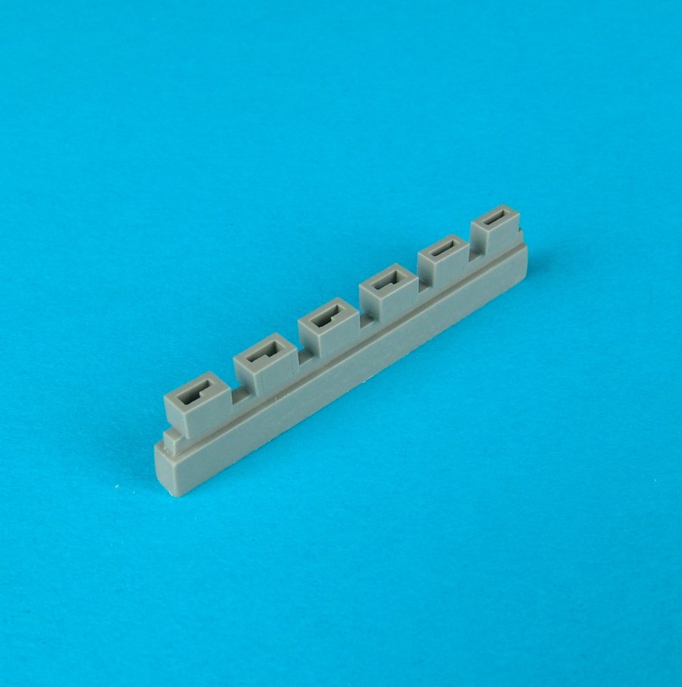 MODELIMEX Online Shop | 1/48 Spitfire Mk. V Empty Sheel Case Chute (HAS ...