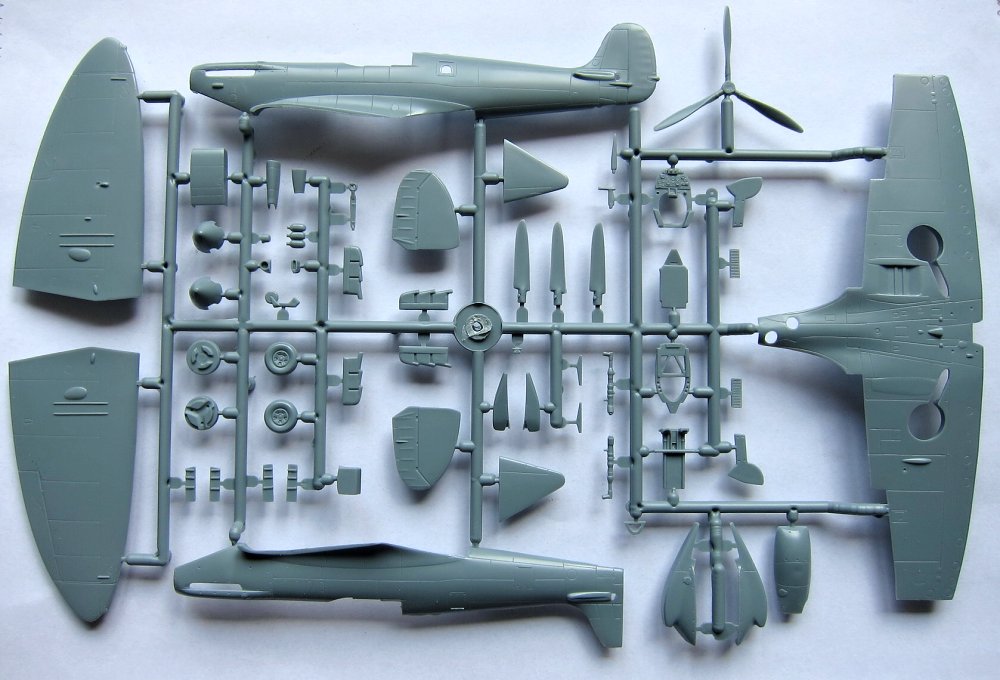 MODELIMEX Online Shop | 1/72 Supermarine Spitfire PR Mk. IV Trop | your ...