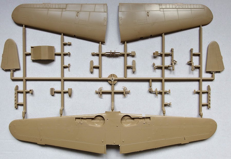 MODELIMEX Online Shop | 1/48 Aero A-102 (Limited re-edition) | your ...