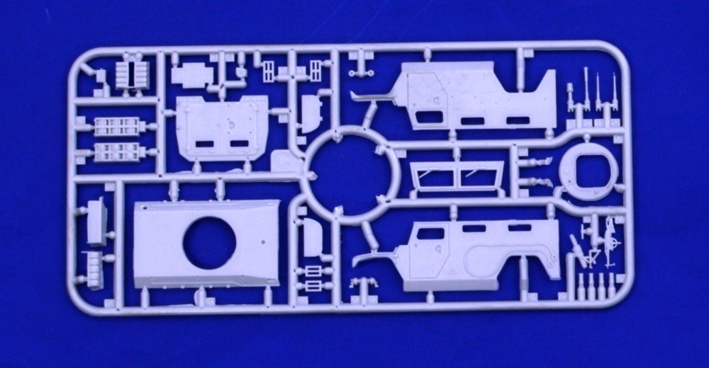 MODELIMEX Online Shop | 1/72 STS Tiger Armored Vehicle 233014 | your ...